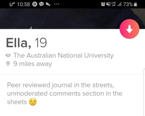 40 Hilarious Tinder Profiles That Prove If You Keep Swiping You'll Find ...
