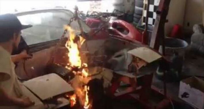 20 Of The Funniest Car Fails Mechanics Have Seen While Servicing People ...