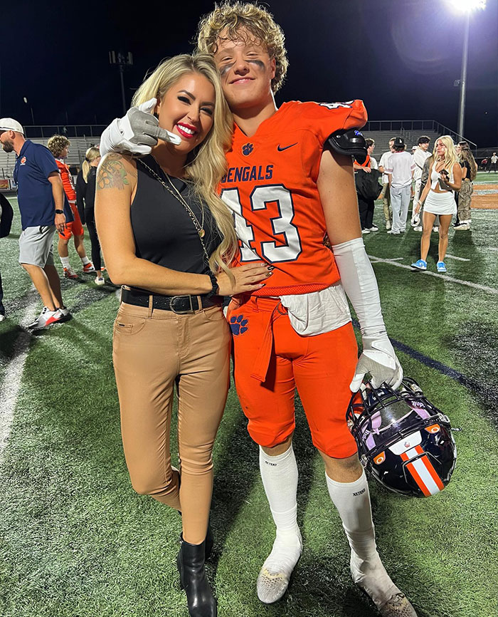 Mom Defends Herself After Being Criticized For How She Hugged Her Son ...