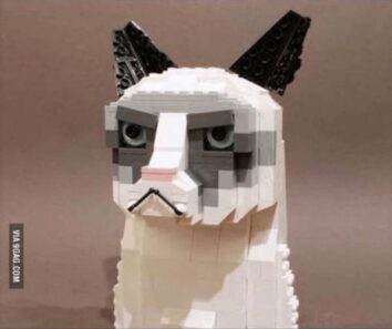 30+ Funny LEGO Memes That Are More Relatable Than Stepping On A Brick ...