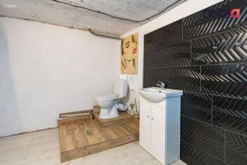 40 Hilariously Wild Real Estate Listings That Are Gonna Have A Tough ...