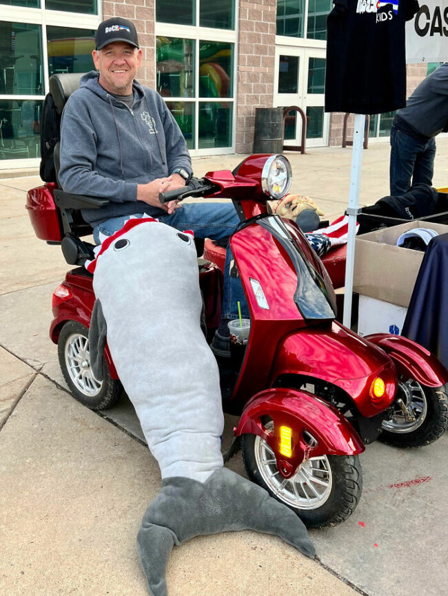 50 Inspiring Halloween Enthusiasts Who Use Their Disabilities To Pull ...