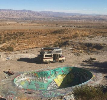 40 Weird Objects And Cool Things Explorers Found In Deserts