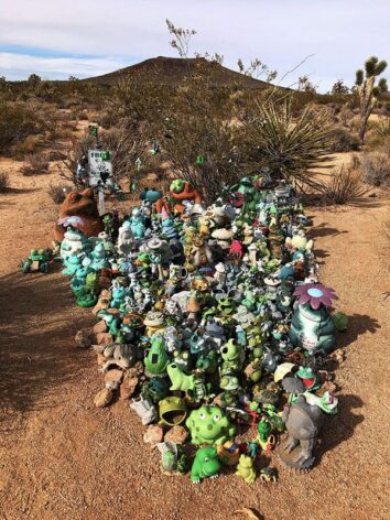 40 Weird Objects And Cool Things Explorers Found In Deserts