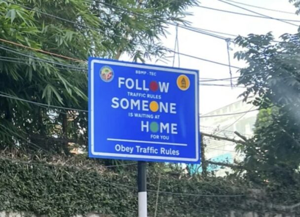 45 Hilariously Suggestive Pictures People Definitely Did On Purpose