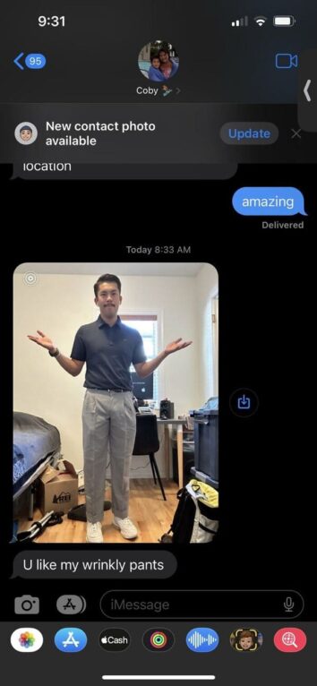 40 Funny Gen Z Texts That Millennial Siblings Can't Stop Laughing At