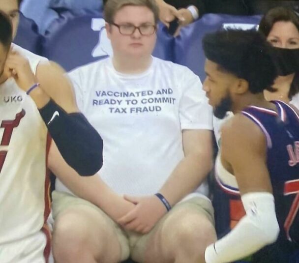 30 Oddly Specific T-Shirts That Are Equal Parts Hilarious Wholesome And ...