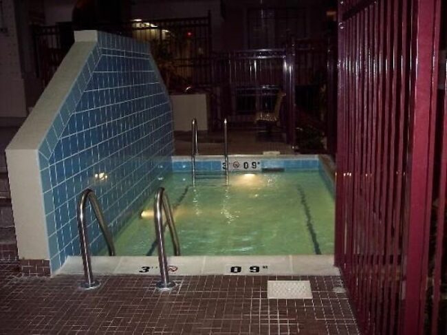 40 Unsettling "Liminal Spaces" That'll Leave You With A Creepy Feeling