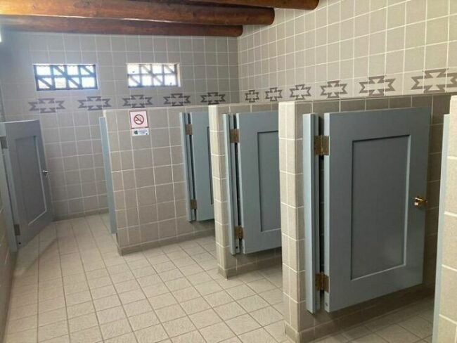 40 Unsettling "Liminal Spaces" That'll Leave You With A Creepy Feeling