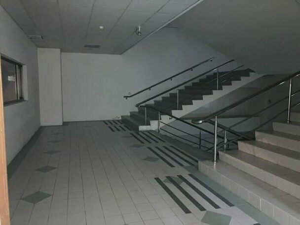 40 Unsettling "Liminal Spaces" That'll Leave You With A Creepy Feeling