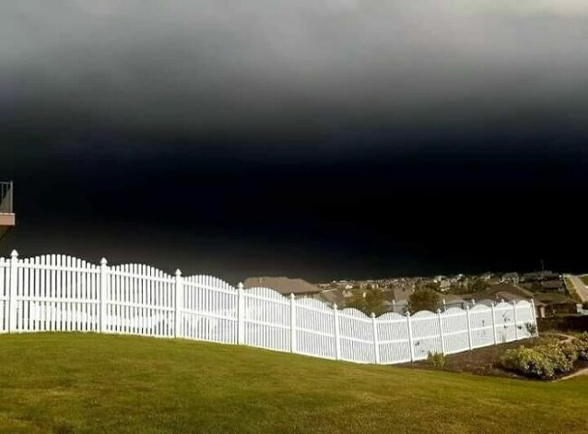 40 Unsettling "Liminal Spaces" That'll Leave You With A Creepy Feeling