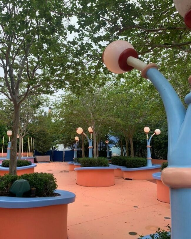 40 Unsettling "Liminal Spaces" That'll Leave You With A Creepy Feeling