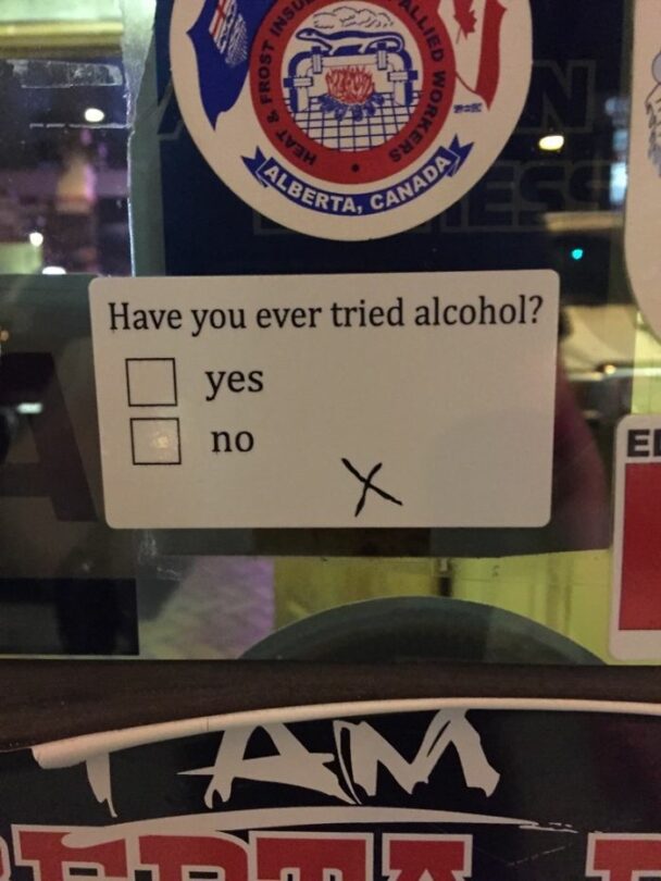 50 Funny Signs From Bars And Restaurants That Were Too Good Not To Share