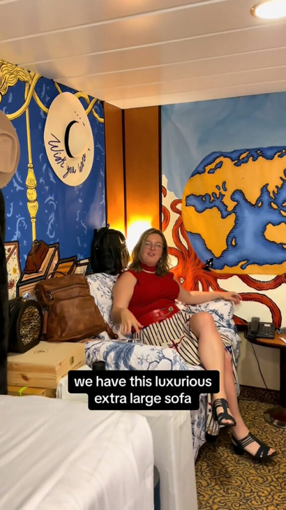 People React In Shock To Woman's Tour Of Her Tiny Cruise Ship Cabin She ...