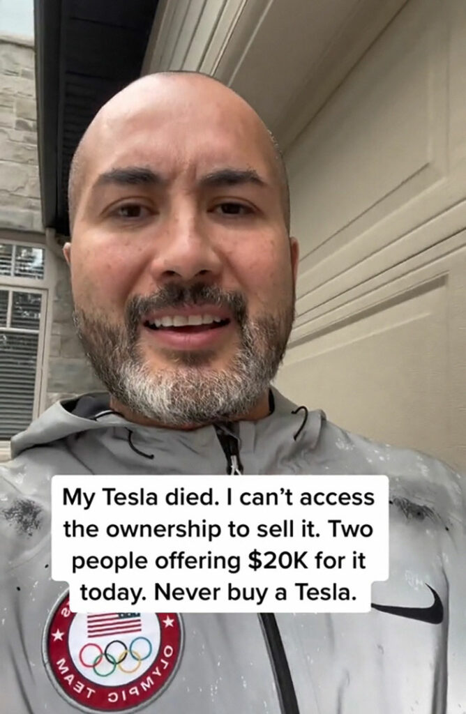 Furious Driver Gets Locked Out Of Dead Tesla, Forced To Pay $26,000 For ...