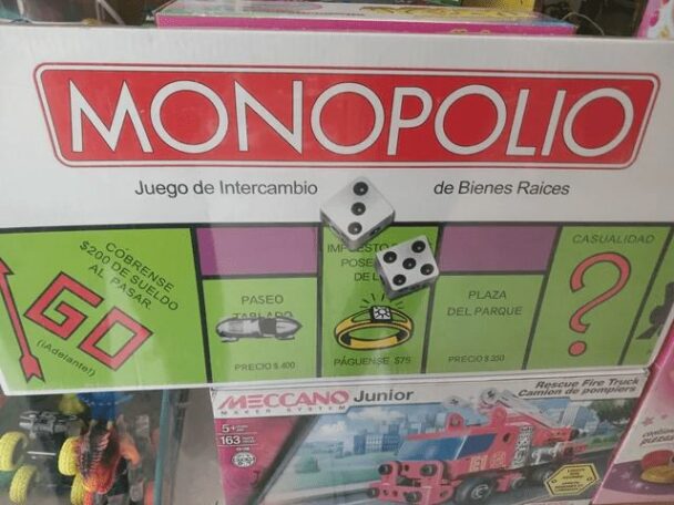 45 Bootleg Product Fails That, Honestly, Didn't Even Try That Hard