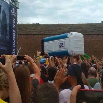 50 Cursed Photographs That Will Make You Look Twice, All From This ...
