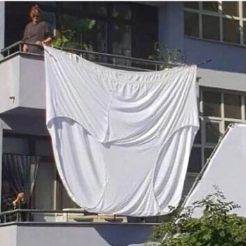 50 Cursed Photographs That Will Make You Look Twice, All From This ...