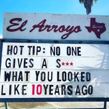 45 Hilarious El Arroyo Signs That Serve Up Laughs With Every Meal