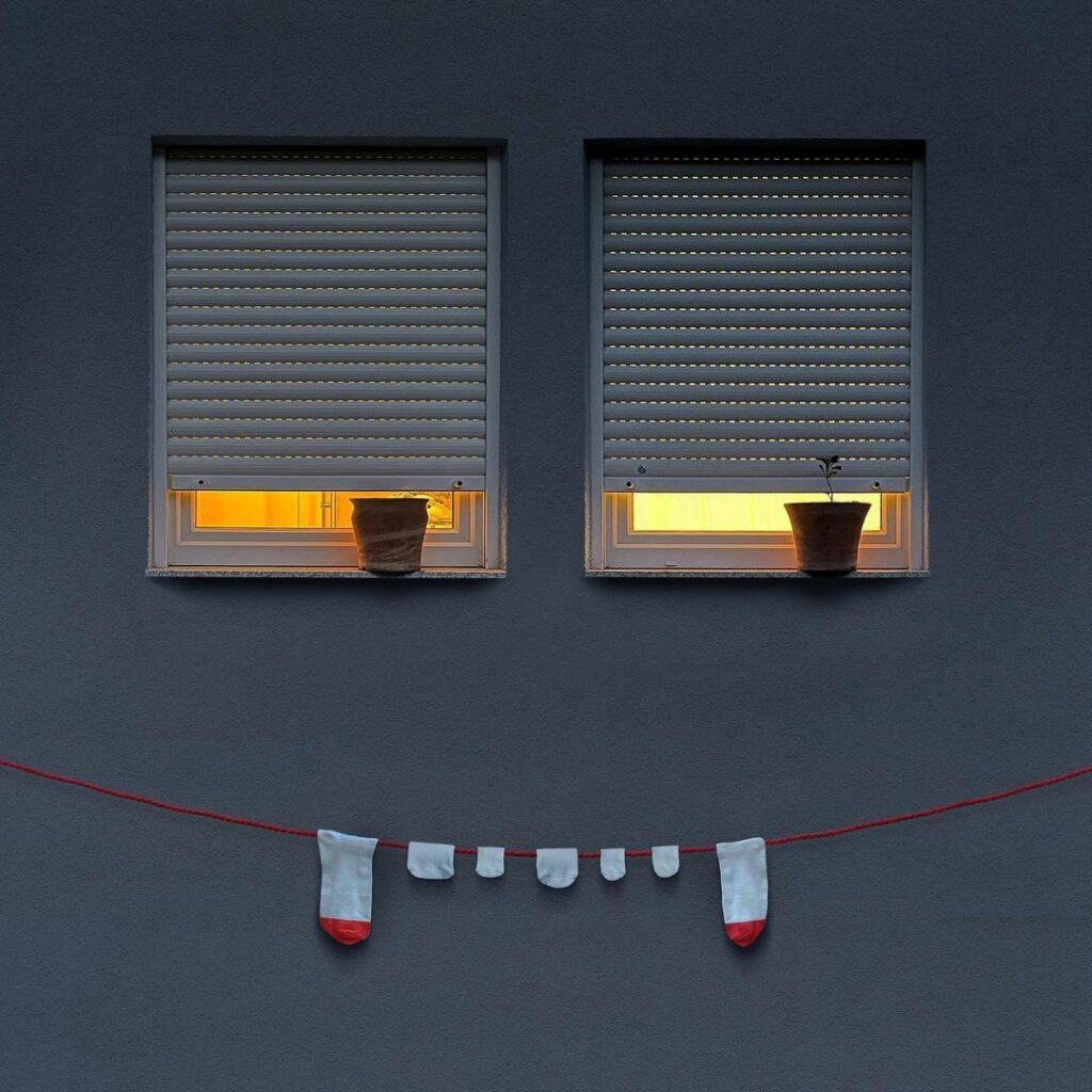 40 Amazing Art Pieces Created With Food, Clothes, And Other Everyday ...