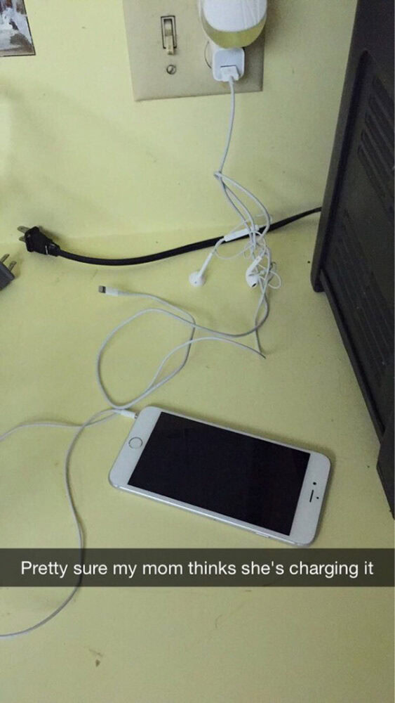 50 Funniest Snapchats That Prove Pictures Are Funnier When They Disappear