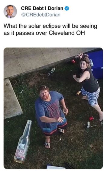 40 Funny Solar Eclipse Tweets That Outshine The Actual Event