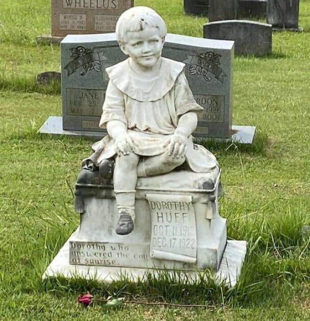 40 Gravestones So Creative The Dead Are Outshining The Living