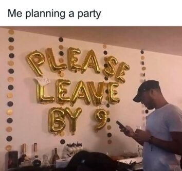45 Hilariously Relatable Socially Awkward Introvert Memes Shared By ...