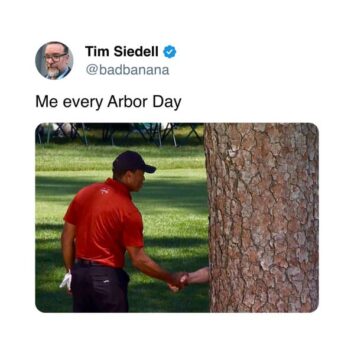 25 Times Tiger Woods' Handshake With A Tree Became A Hilarious Meme