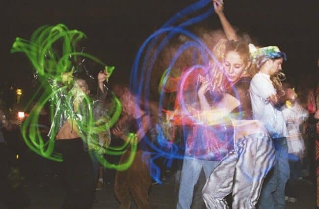 28 Nostalgic Photos Of '90s Raves That'll Have You Nts Nts Nts-ing ...
