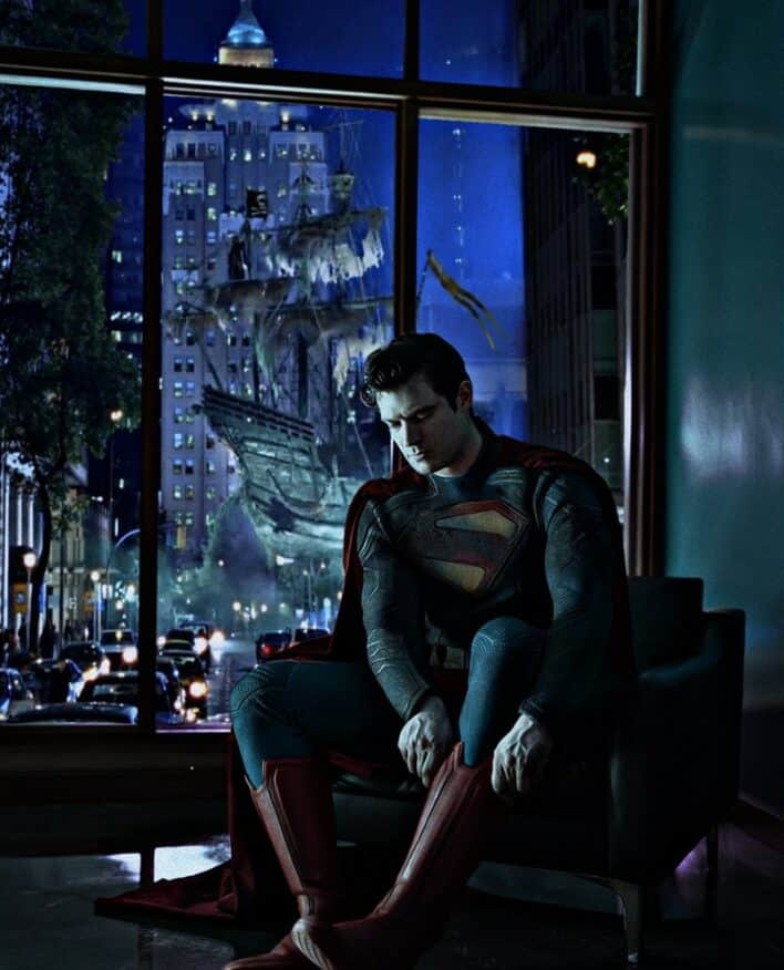 27 Funniest Memes And Photoshop Reactions To Superman's New Movie Suit