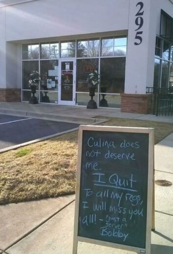 40 Hilarious Ways People Said "I Quit" That Are Instant Classics