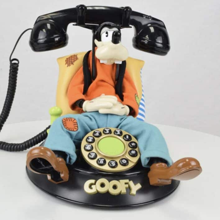 36 Nostalgic Landline Phones That Anchored Millennials And GenXers To ...