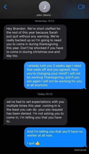 35 Bold Text Messages From Employees Quitting Their Jobs Without ...