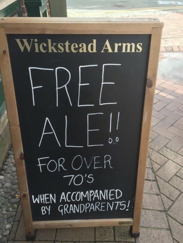 36 Examples Of British Humor Filled With Dry Wit And Cheeky Jabs