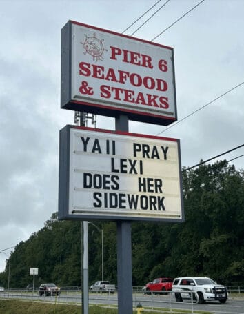 40 Funny Restaurant Memes Every Server Can Laugh At While Ignoring ...