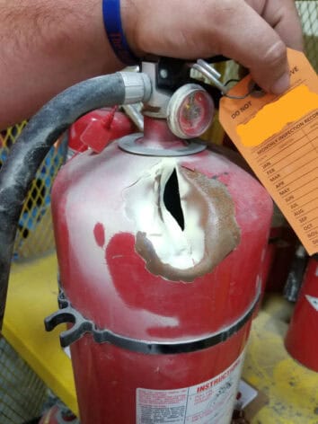 40 Funny Safety Fails That Will Make OSHA Cringe (June 21, 2024)