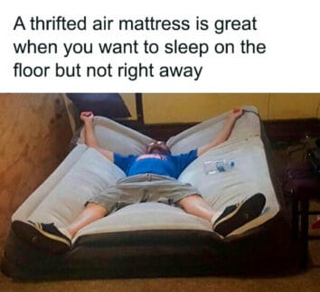 55 Funny Thrift Shop Memes And Finds From “Ridiculous Thrifter”