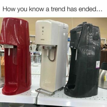 55 Funny Thrift Shop Memes And Finds From “Ridiculous Thrifter”