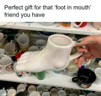 55 Funny Thrift Shop Memes And Finds From “Ridiculous Thrifter”