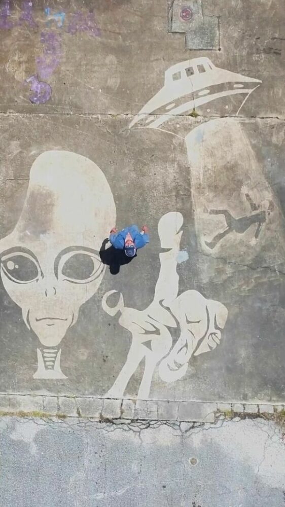 40+ Incredible "Pressure Washer" Artworks Featuring Famous Faces ...