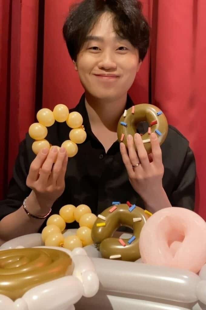 43 Realistic Balloon Food Creations From Artist Jiwon Lee