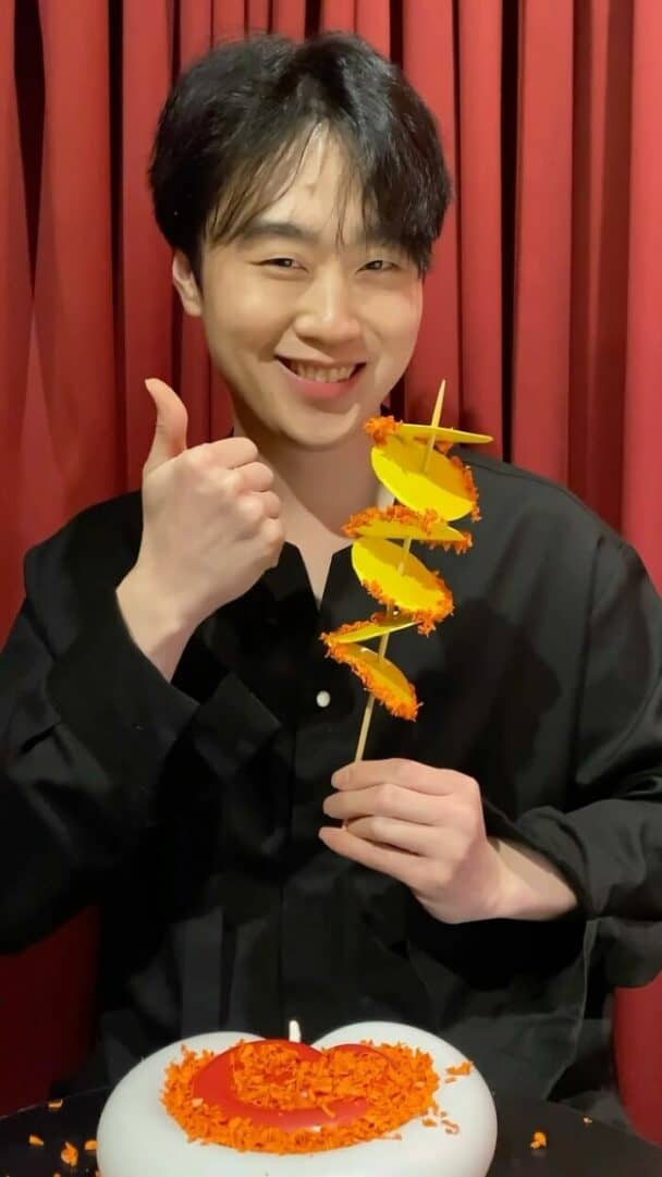 43 Realistic Balloon Food Creations From Artist Jiwon Lee