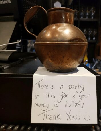37 Clever Tip Jars That'll Win Over Customers' Charity With Humor