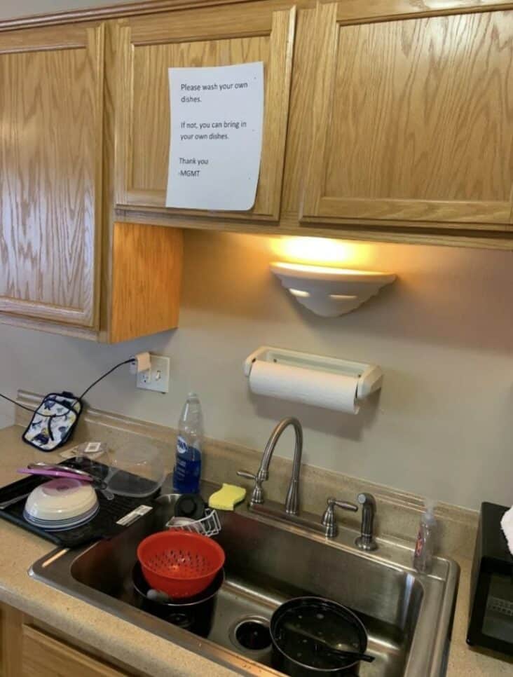 25 Horrible Offices That'll Make Your Cubicle Hell Look Like Paradise