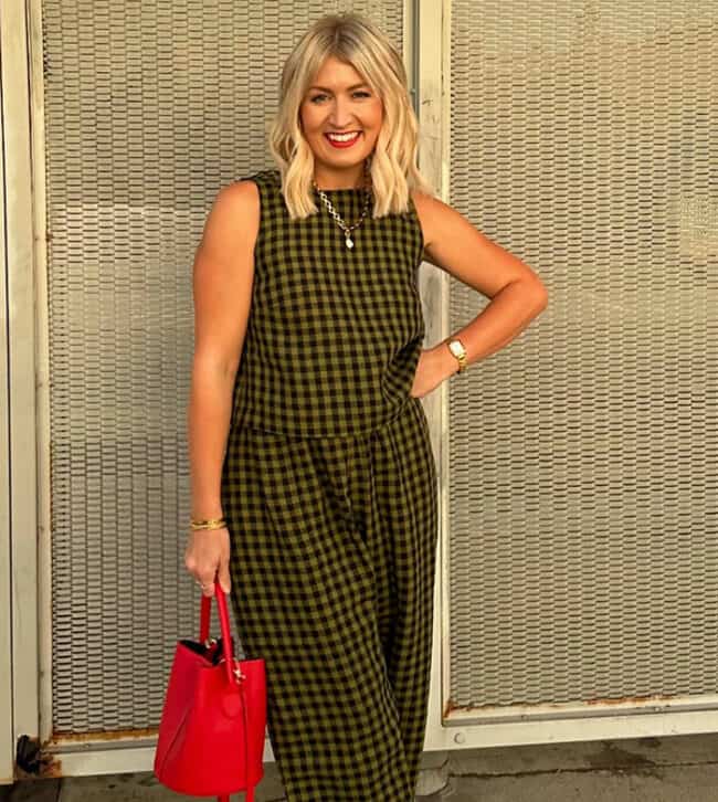 Influencer Claims Bridal Shop Sent A “Dirty” Dress, Faces Backlash And ...