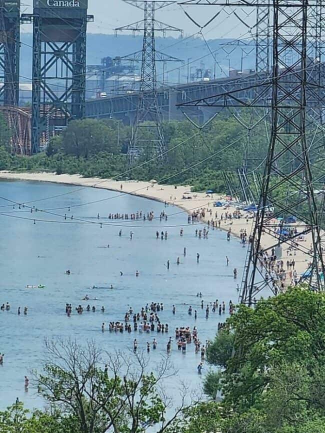 32 "Urban Hell" City Architecture Fails That Feel Like A Dystopian Future