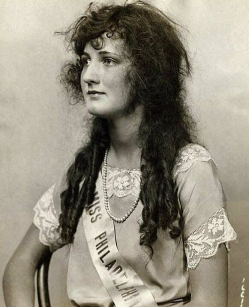 40 Vintage Photos From the 1920s