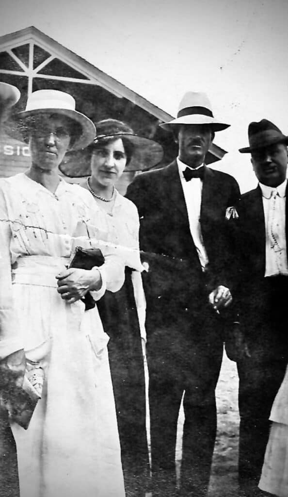 30 Pictures From The Roaring 1920s That Make Me Wish Time Travel Were Real