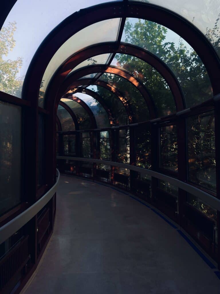 35 Strangest "Liminal Spaces" That Left Us With An Unsettling Feeling ...